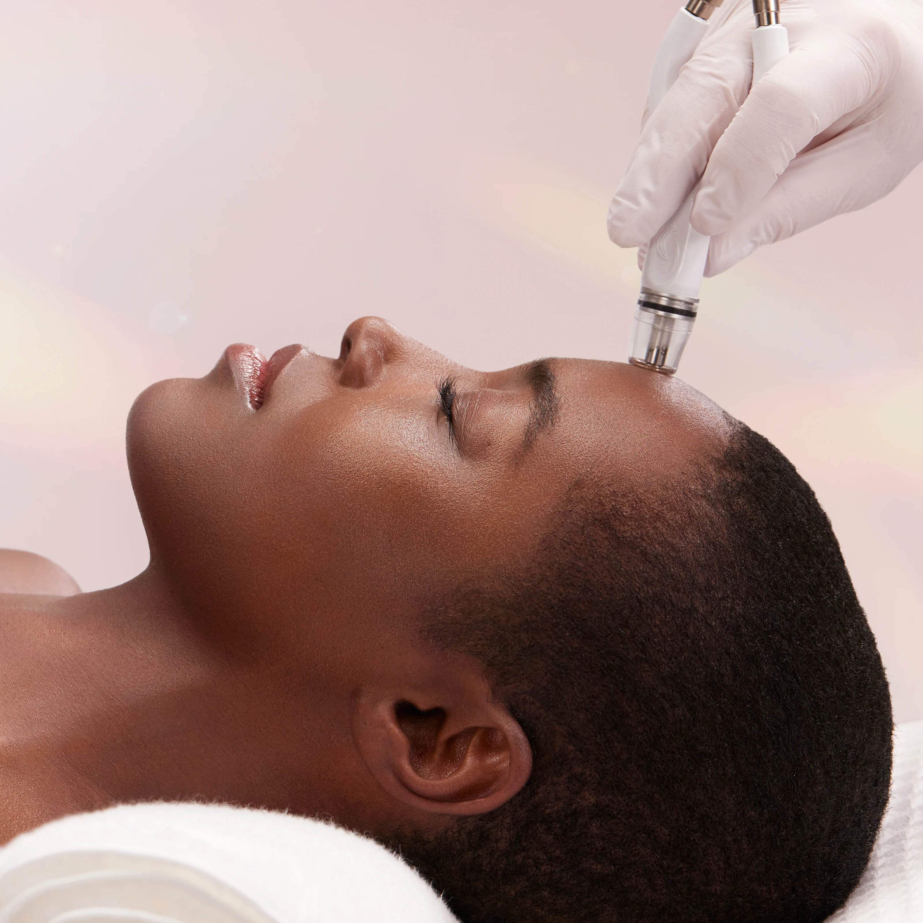 Allē | Get $30 off your next DiamondGlow® treatment